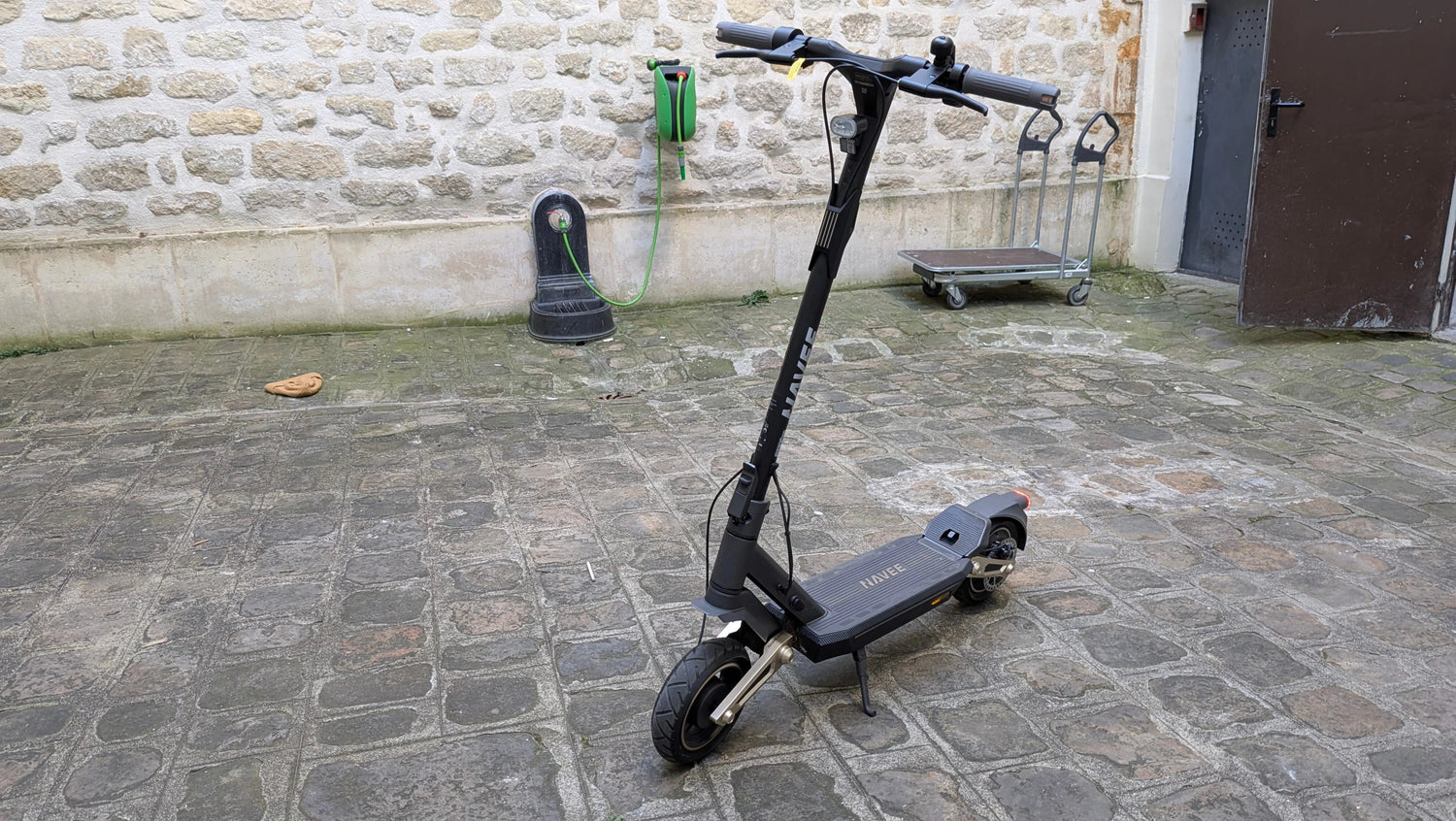 NAVEE ST3 Pro review: E-scooter for everyday life in Germany